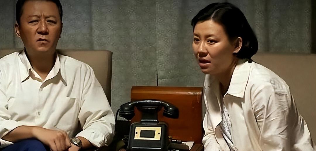 When 49-year-old Liu Lin and 56-year-old Guo Tao stood together again ...