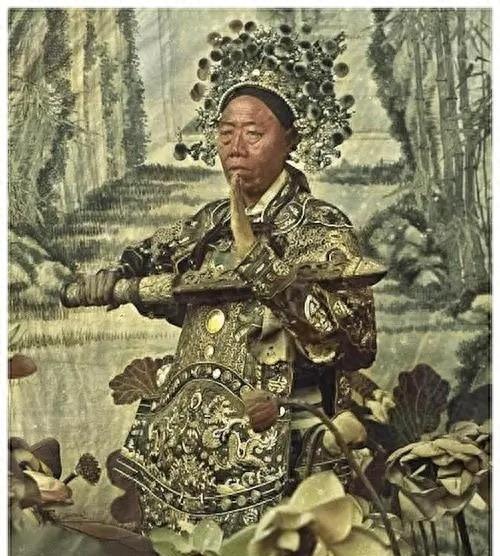 The few beauties of the bannermen in old photos of the late Qing ...