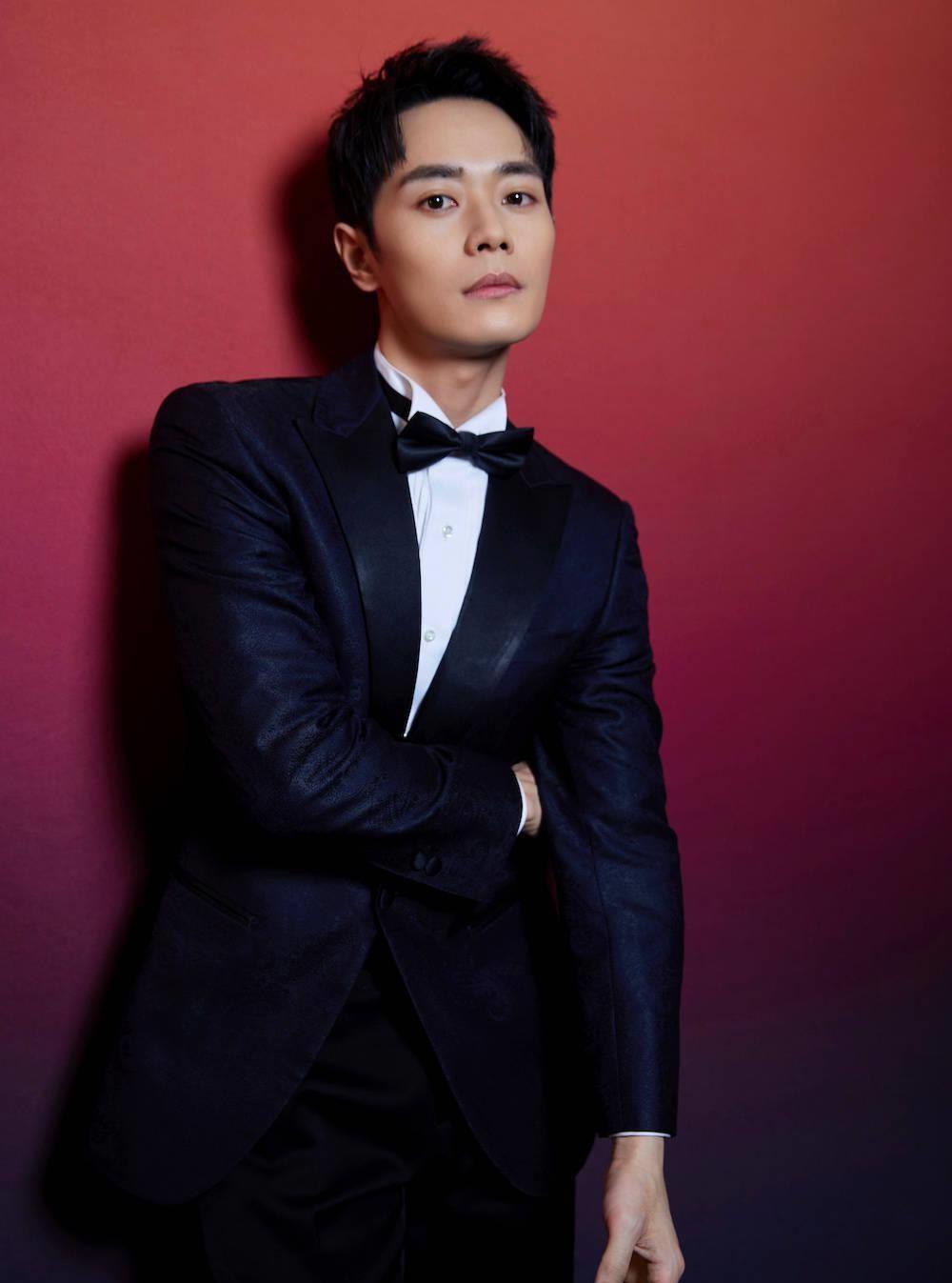 Making his debut on the Cantonese opera stage, Cao Jun faces challenges ...
