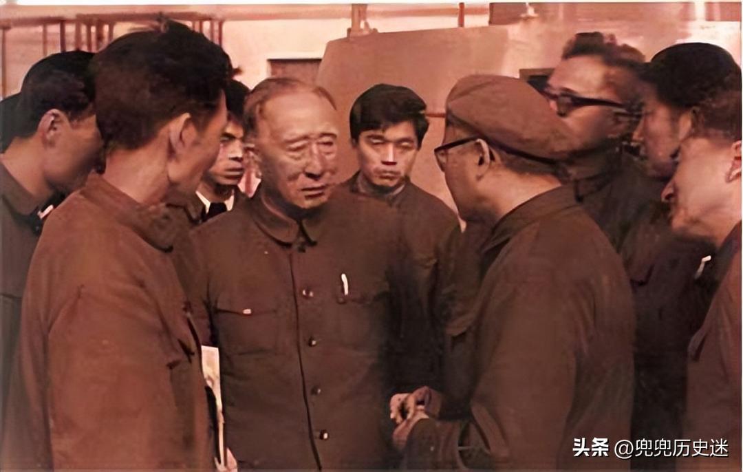 In 1986, Bo Yibo visited the great man's former residence and was asked ...