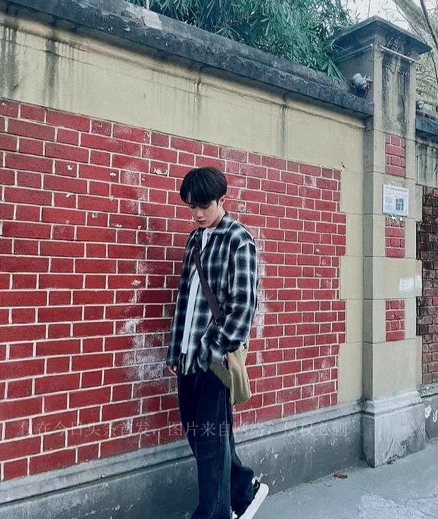 What does Kenji Tan look like at 174cm? Comparing with full-body photos ...