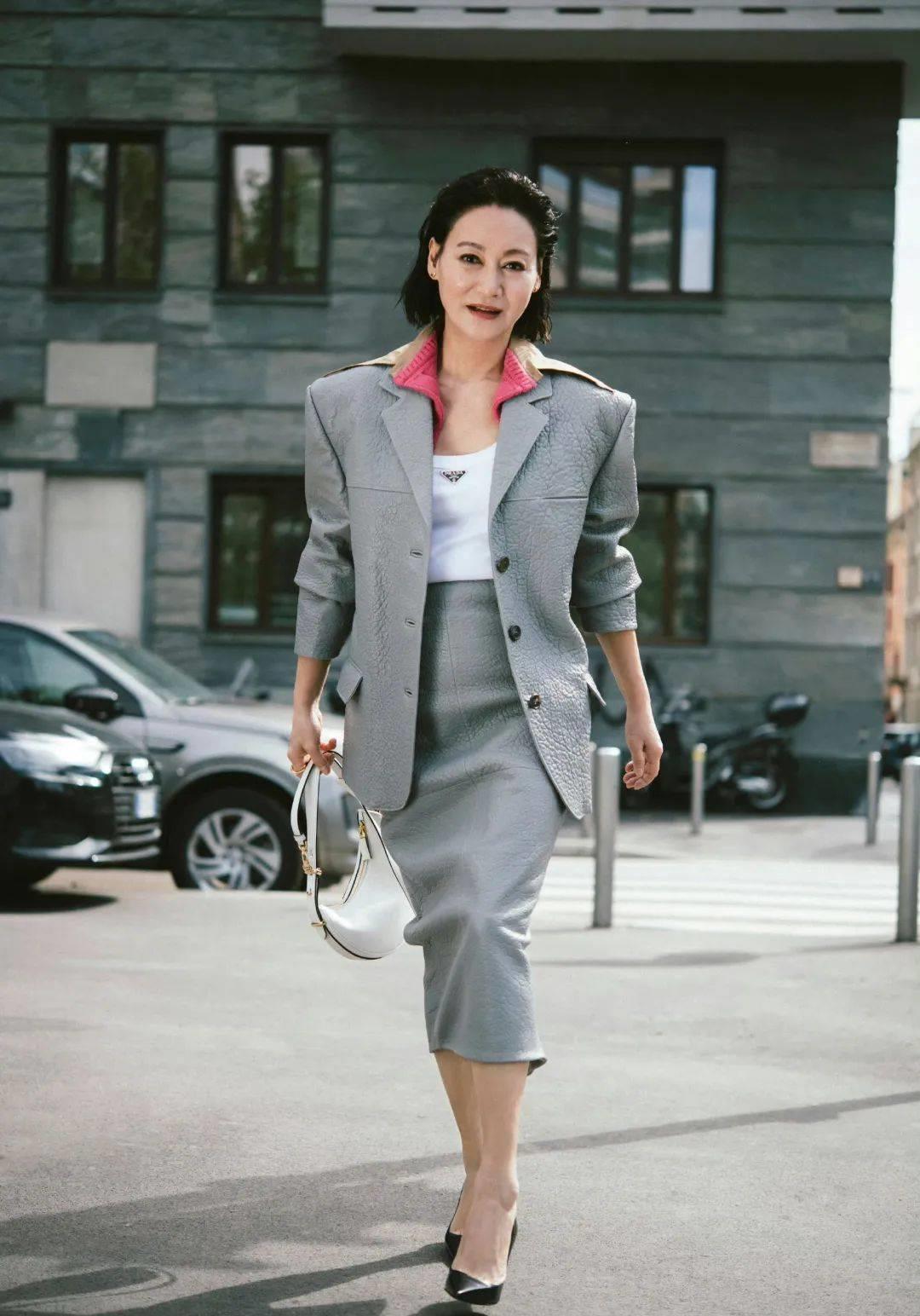 Timeless beauties, they look so good even in their 50s! - iMedia