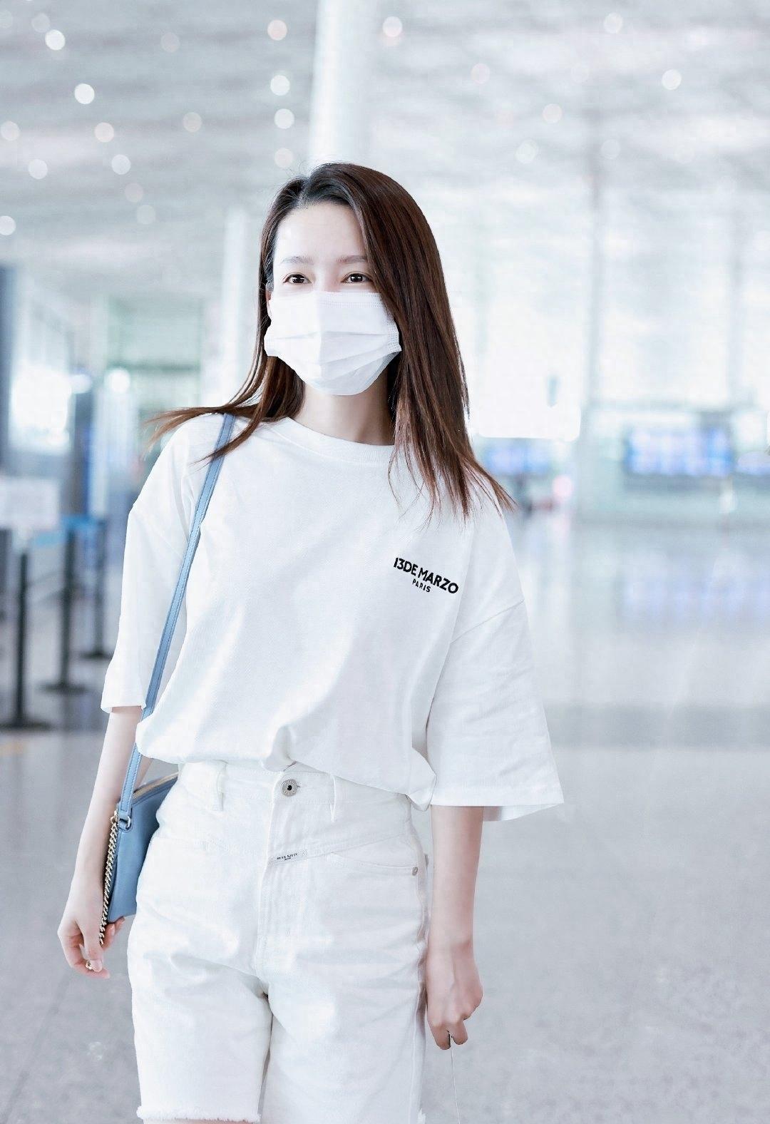 Li Qin: My pictures are beautiful, Zhang Jiani: My pictures are also ...