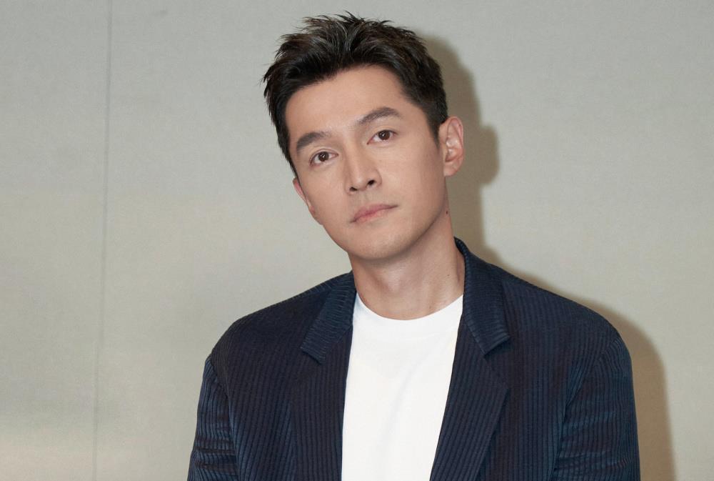 Hu Ge had an emotional breakdown late at night and posted a decadent ...
