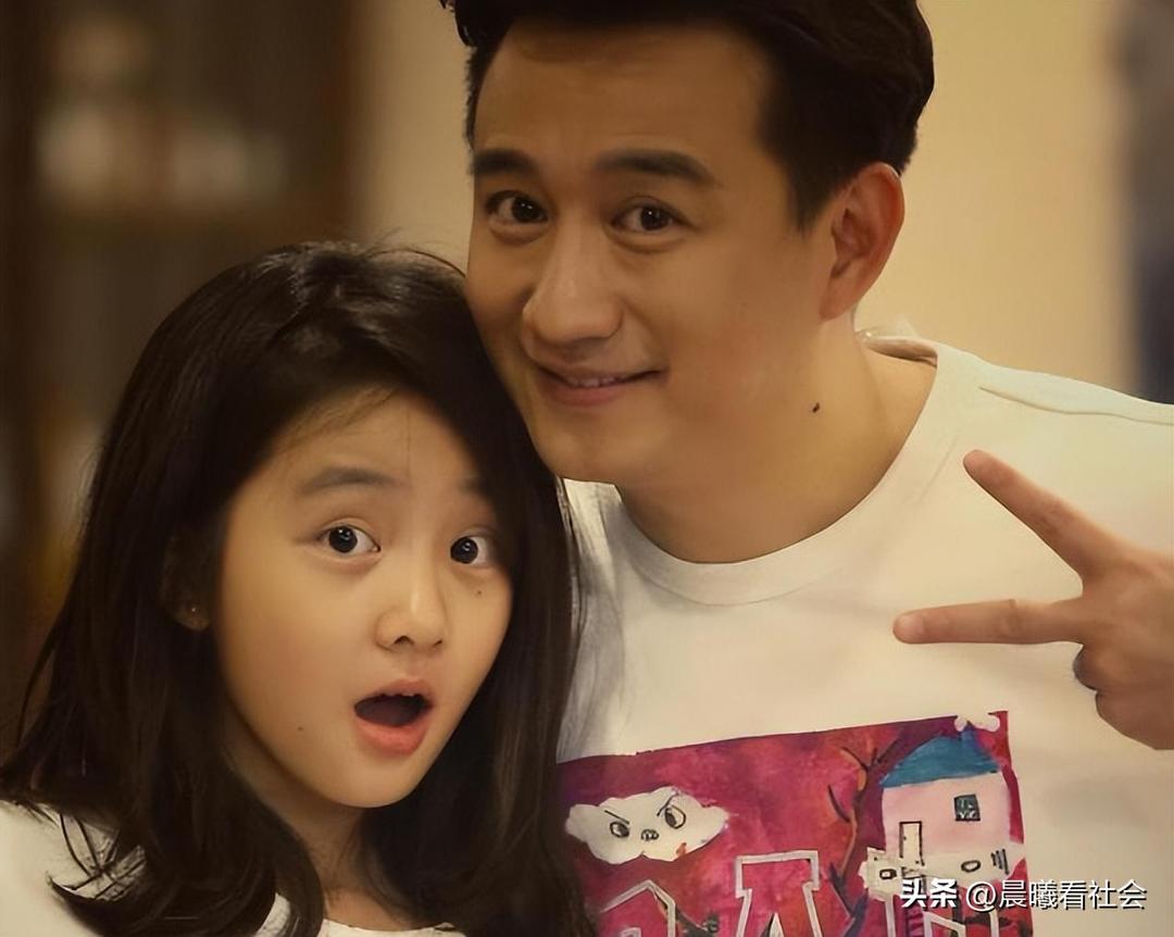 Deng Chao is educating his daughter, and Huang Lei is raising a "rich ...