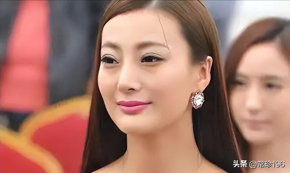 Porn Star King Li Danni: She has a hot face, but no one dares to marry ...
