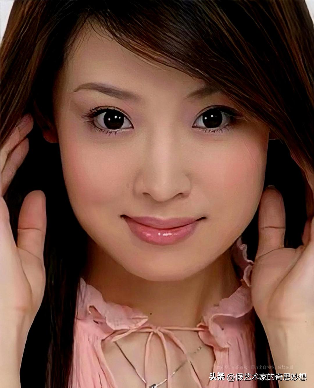 The most beautiful heroine of "Detective Di Renjie" is Ru Yan, who is at the peak of her career ...