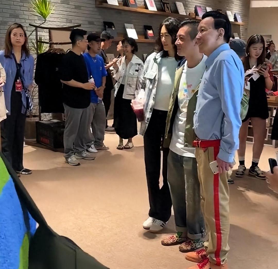 Edison Chen and his family are rarely in the same frame. The 71-year ...