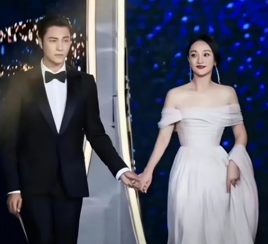 After Liu Ye got drunk, he cursed Zhou Xun as a "bad guy" and his nickname was Big Water Tank ...