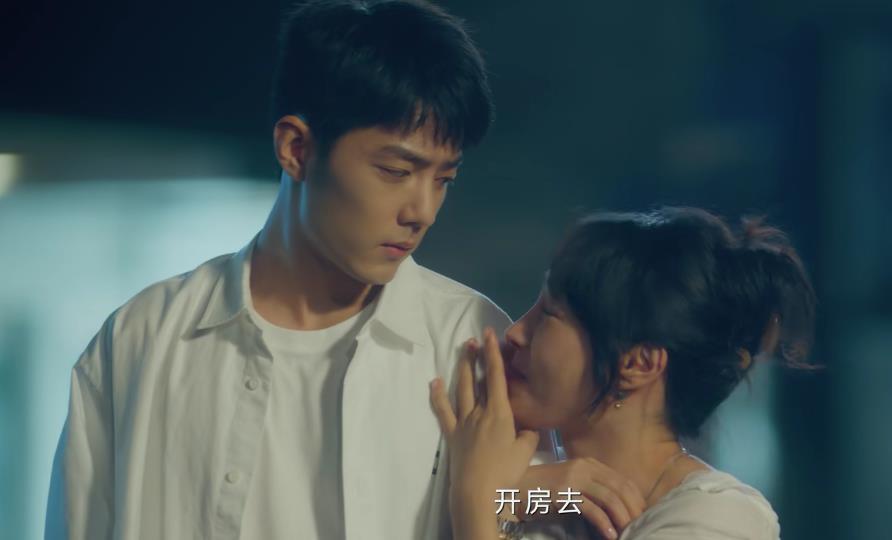 "The Sun Is With Me": premiered. After understanding Jian Bing's insistence on divorce, she ...