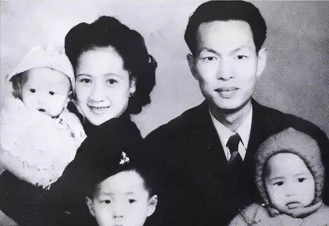 She is Asia's number one porn star. She appeared naked and worked as a spy. In the end, she ...