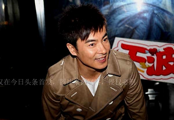 How is Yu Bo doing now that he bought two courtyard houses 15 years ago ...