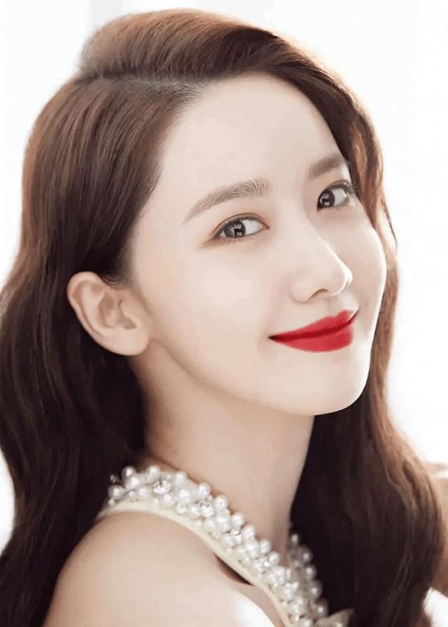 Lin Yoona, with her sexy figure and pure appearance, can make people ...