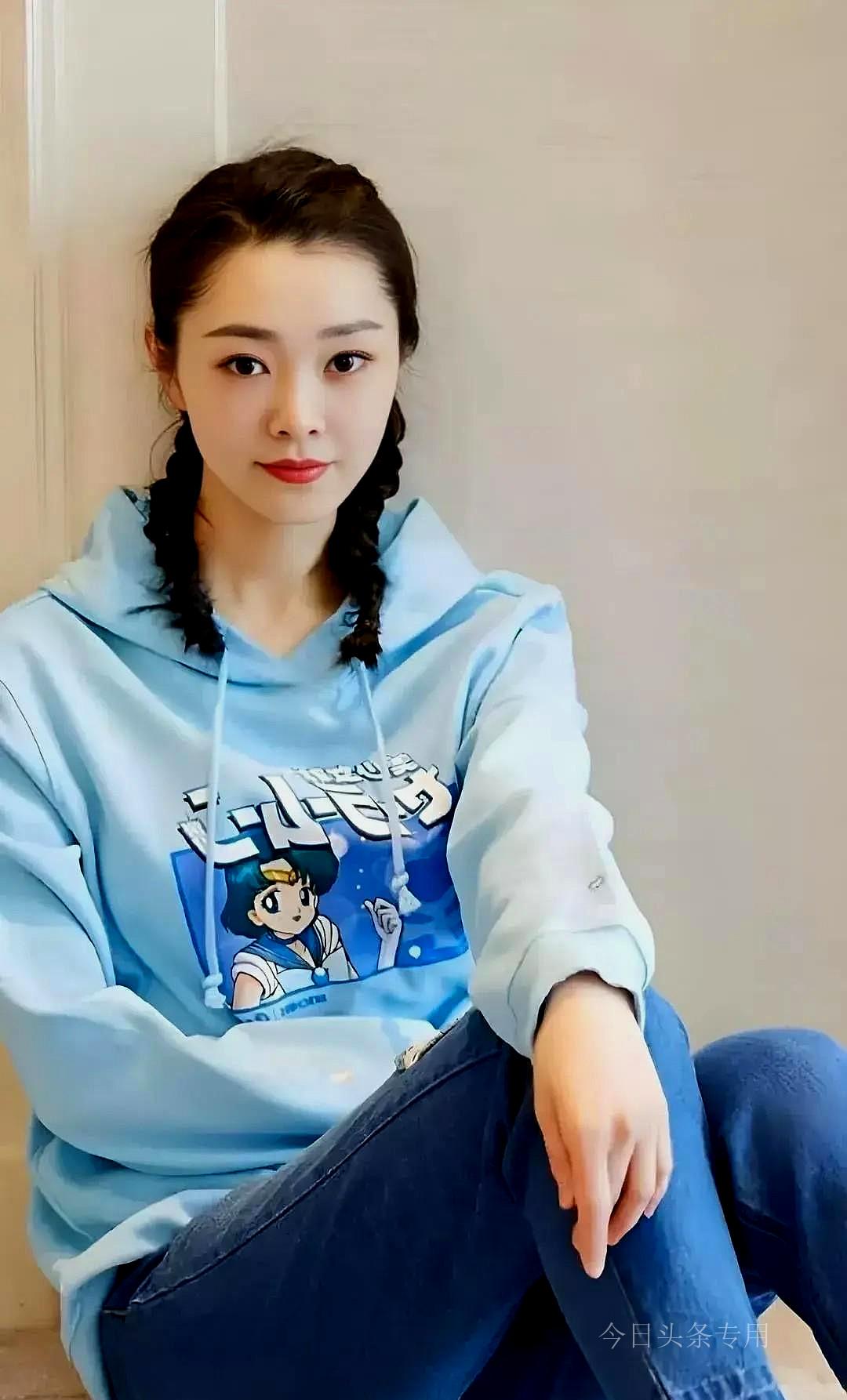 Song Yi: Beauty and strength coexist - iMedia