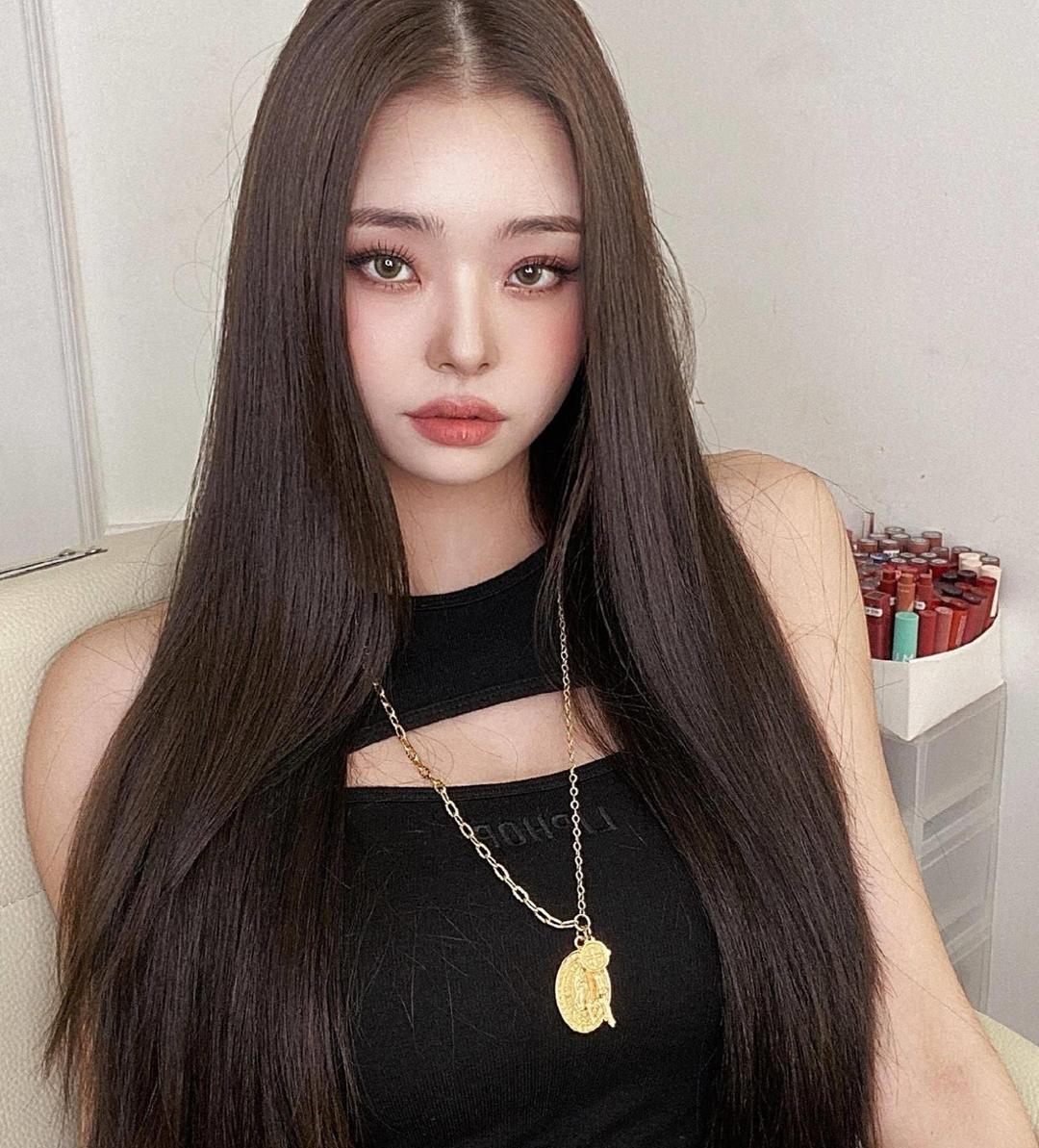 Song Ji Ah was bumped into in Hong Kong. Her pictures looked ordinary ...