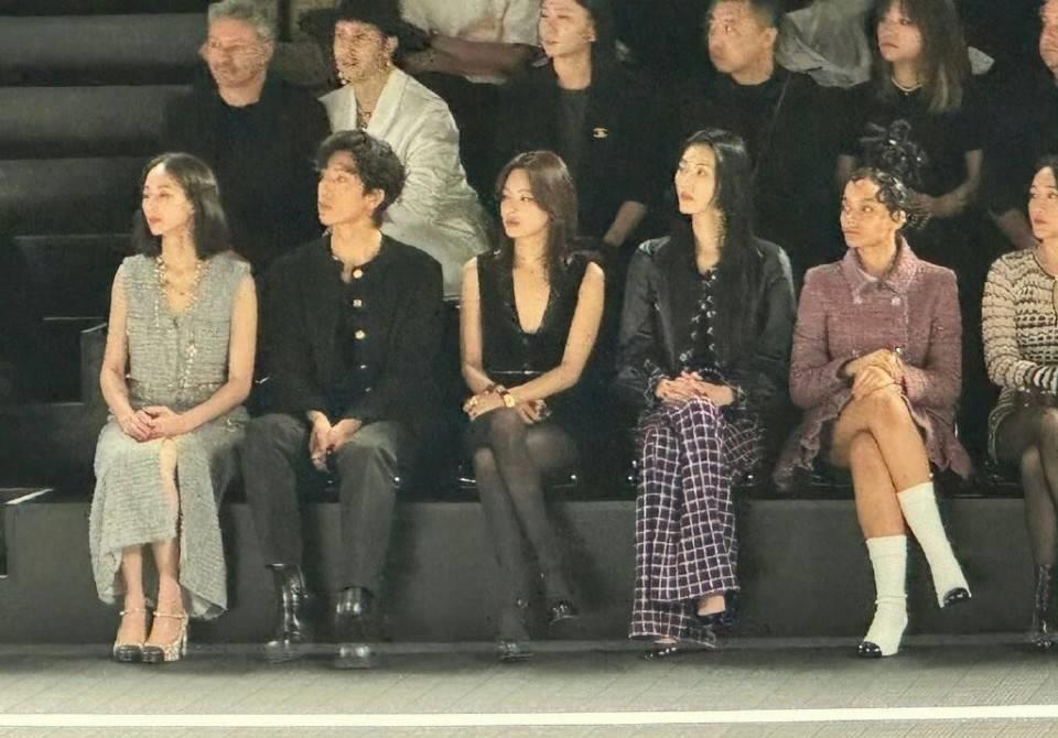 Jing Boran and Liu Wen left to watch Xiu Sui break up! Fans posted ...