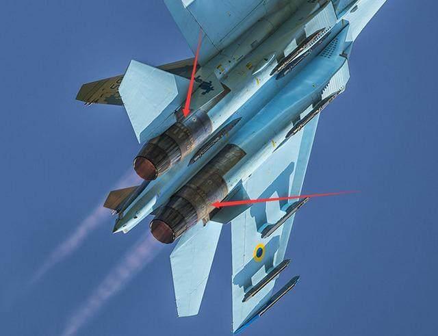 Why is the rear half of the engines of Su-27 and Su-30 fighter jets ...