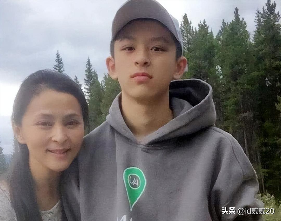 Reorganizing the family and rebirth of love: The marriage of He Yin and ...