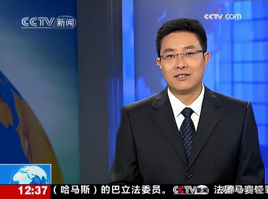 Cui Zhigang and Li Zimeng caused controversy when they took a photo ...