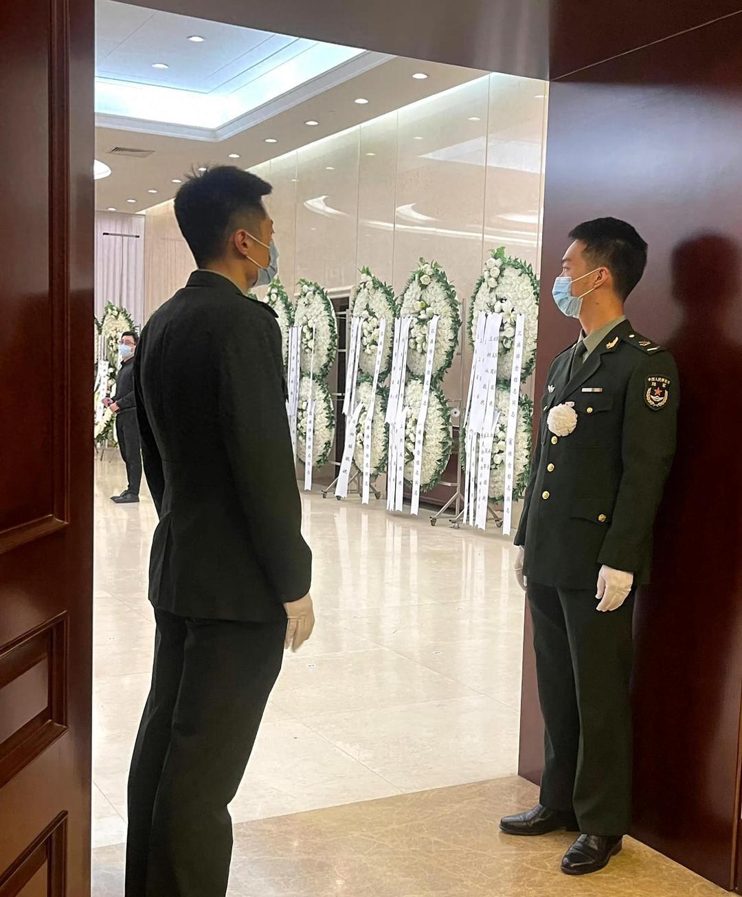 Li Shuangjiang, Jiang Kun and others appeared at Cheng Zhi's farewell ...