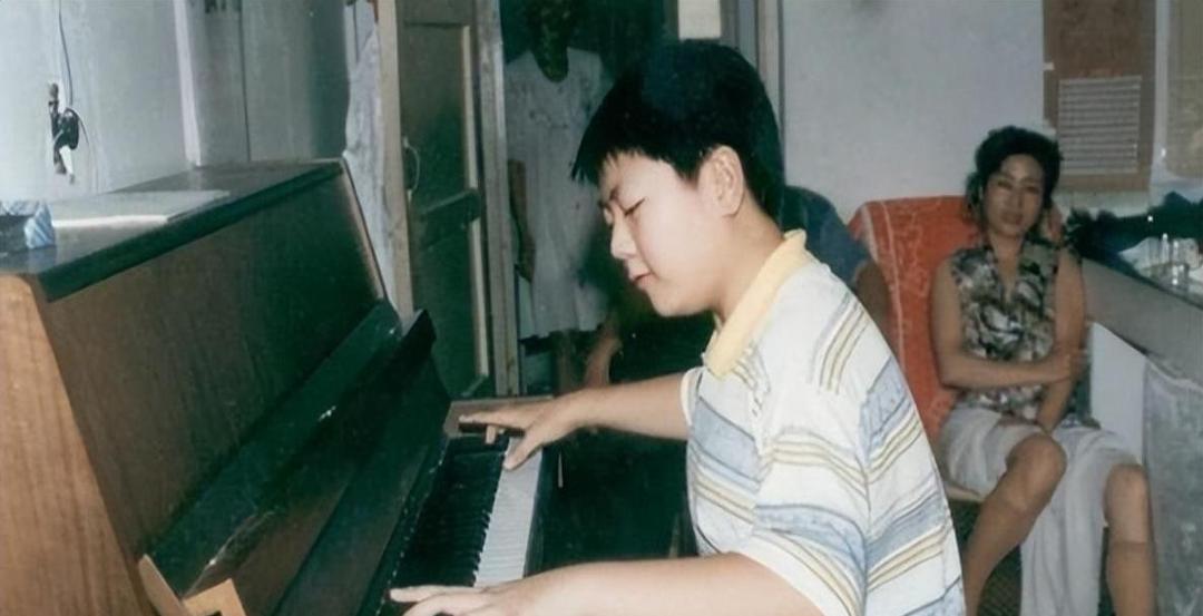 HKT November 3 afternoon: News about the famous singer Liu Huan came ...