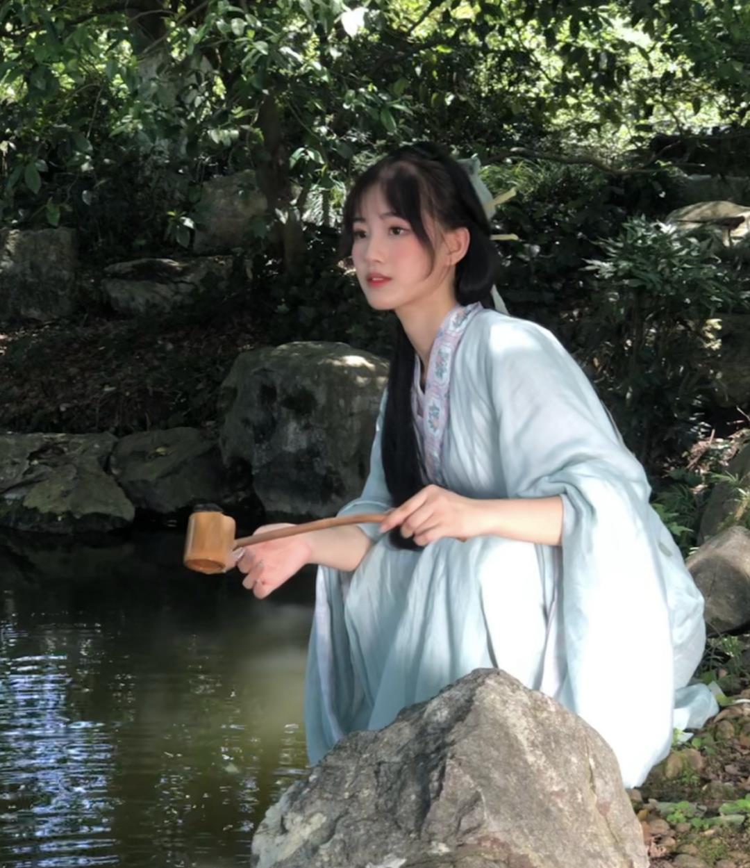 Yaoyin: The Musical Journey of the Chinese Goddess Huang Yuyao - iMedia