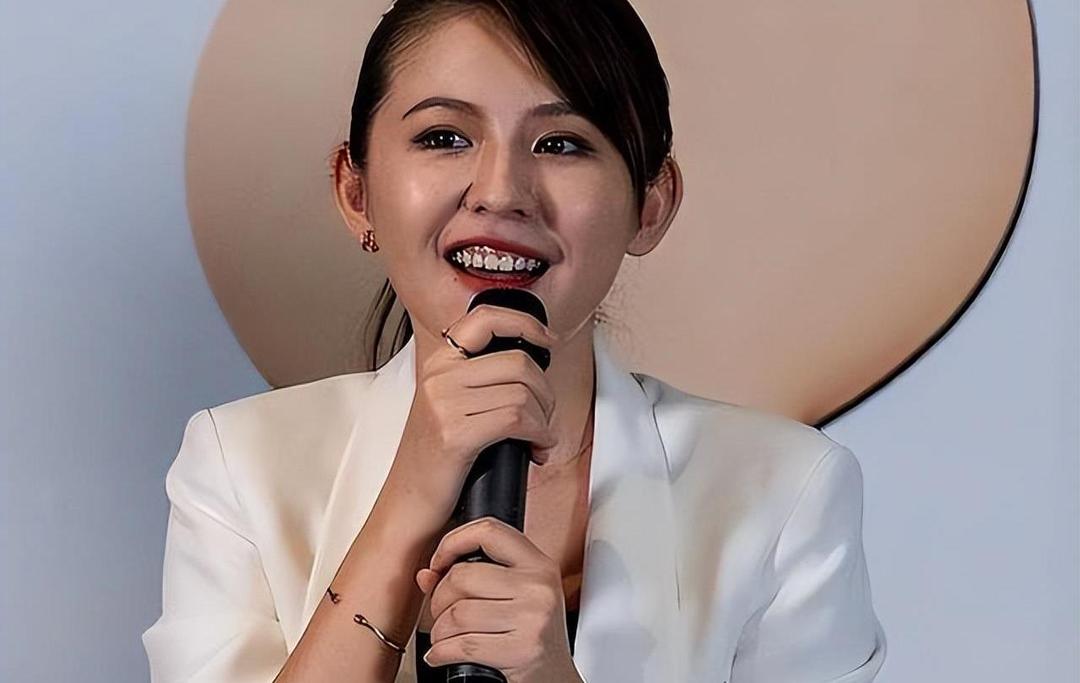 Reyza teased why Li Yu made a guest appearance in "Fearless" Fang Lihong and Li Yu's reply was ...