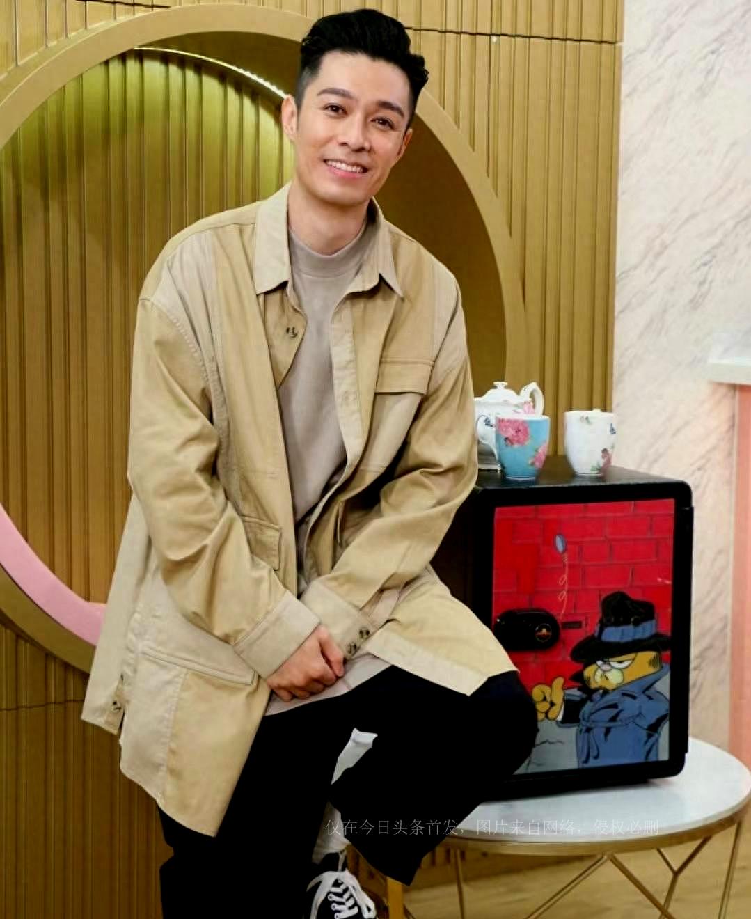 A well-known Hong Kong singer from TVB admitted to leaving the nest and ...