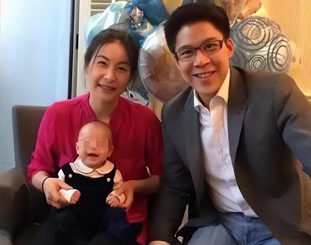 Hearing that Guo Jingjing donated 70 million yuan, and then looking at Ruby Lin's 300 million ...