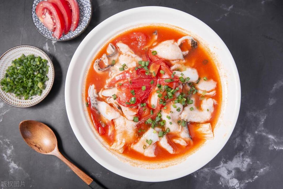 Tomato fish fillet, sweet and sour appetizer, tender and delicious ...