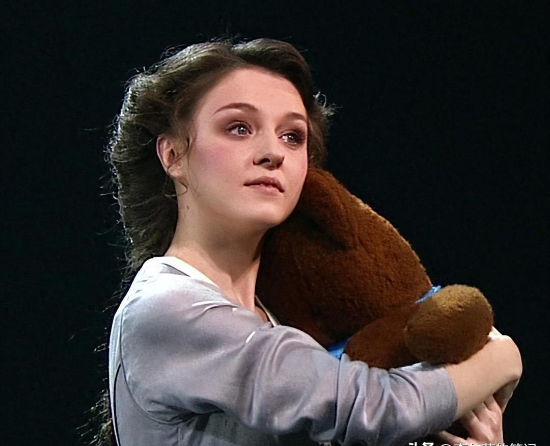 The beauty of drama: The unique melody of "Regina" stunned the audience ...
