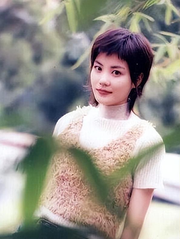 Li Ao is right, Faye Wong is a "foolish woman", and her ending with ...