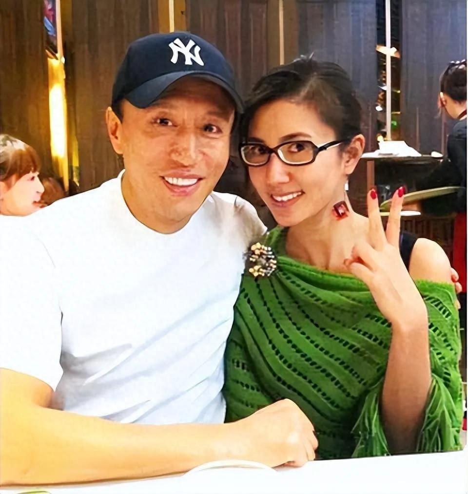 Actor Wang Luoyong: After marrying his first love Ding Ning, she also ...