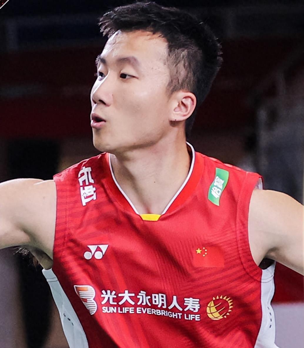 Using shameless tactics, Shi Yuqi finally defeated Naraoka Kodai, but ...