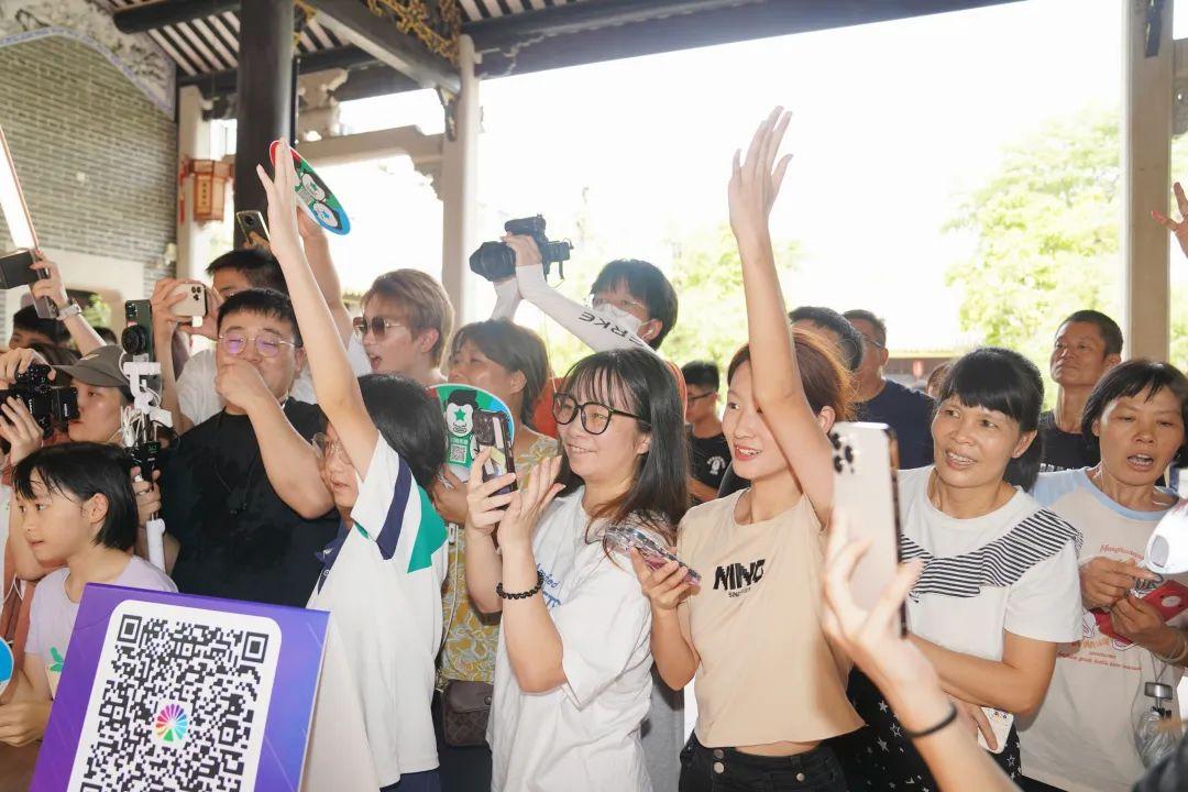 Houjie Boy" Wang Zulan is back in Houjie! Come here again to check in → ...