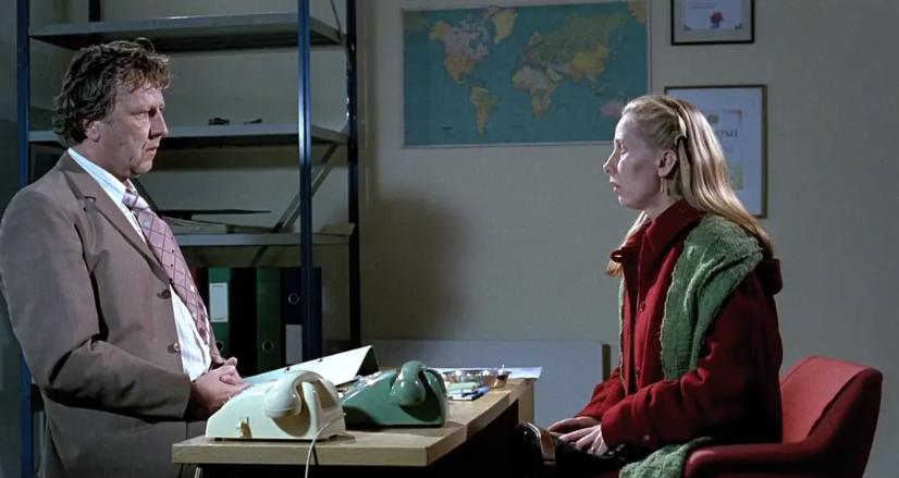 Kari's excellent acting skills revealed the rapid changes in life, and ...