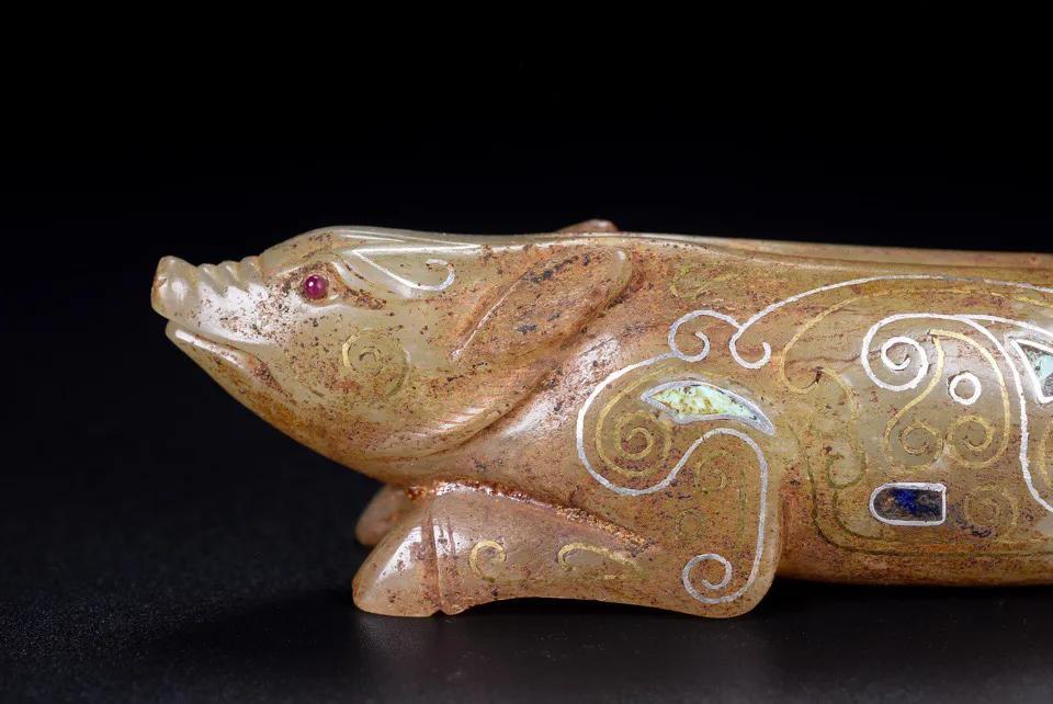 Han Dynasty gold, silver and jade lying pig - iMedia