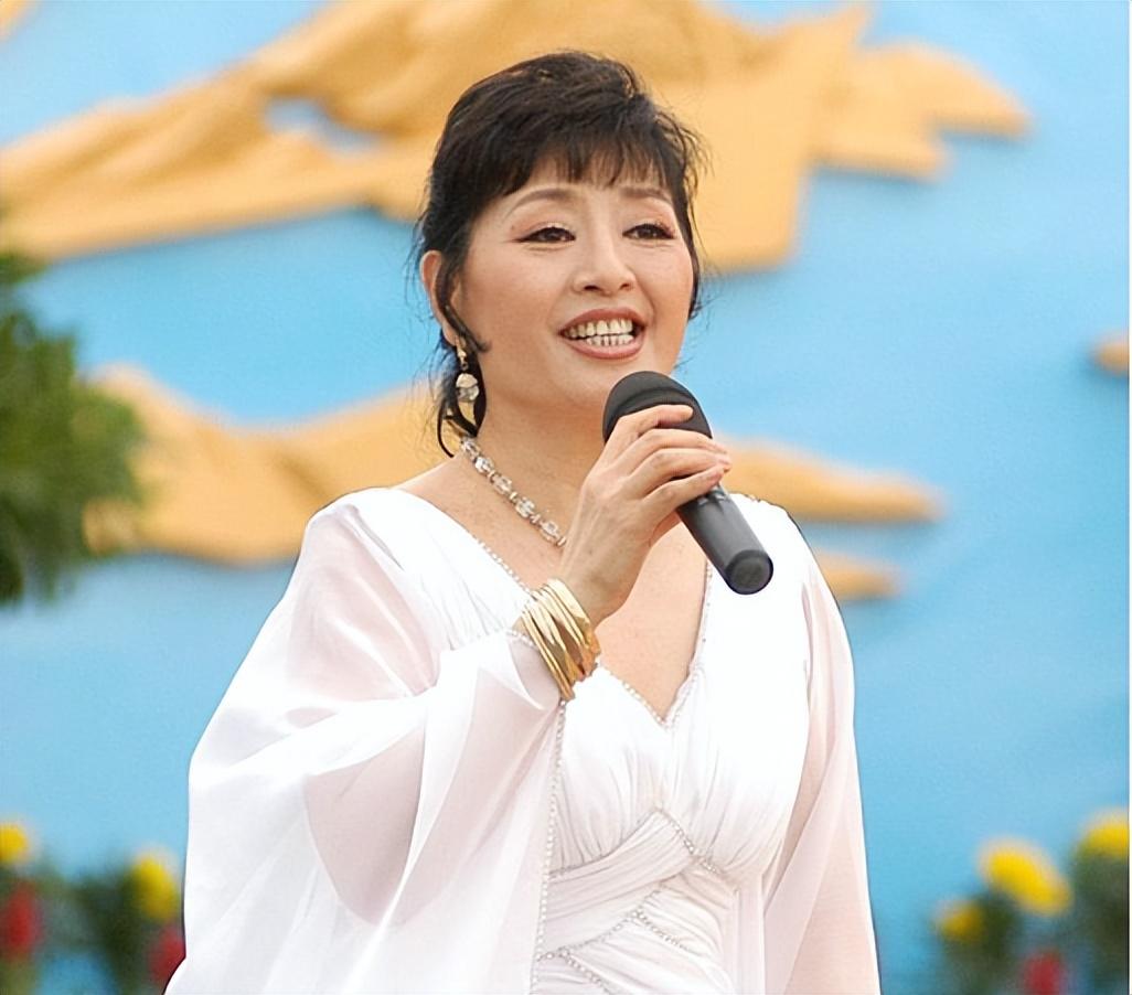 Singer Yin Xiumei: I want to get divorced on the day of my first ...