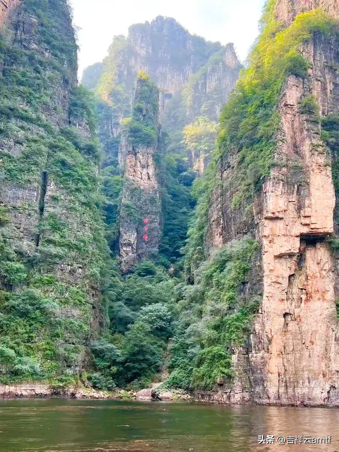 Beautiful view of Longqing Gorge - iMedia