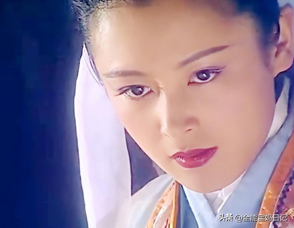 Li Mochou's different interpretations in various versions of "The ...