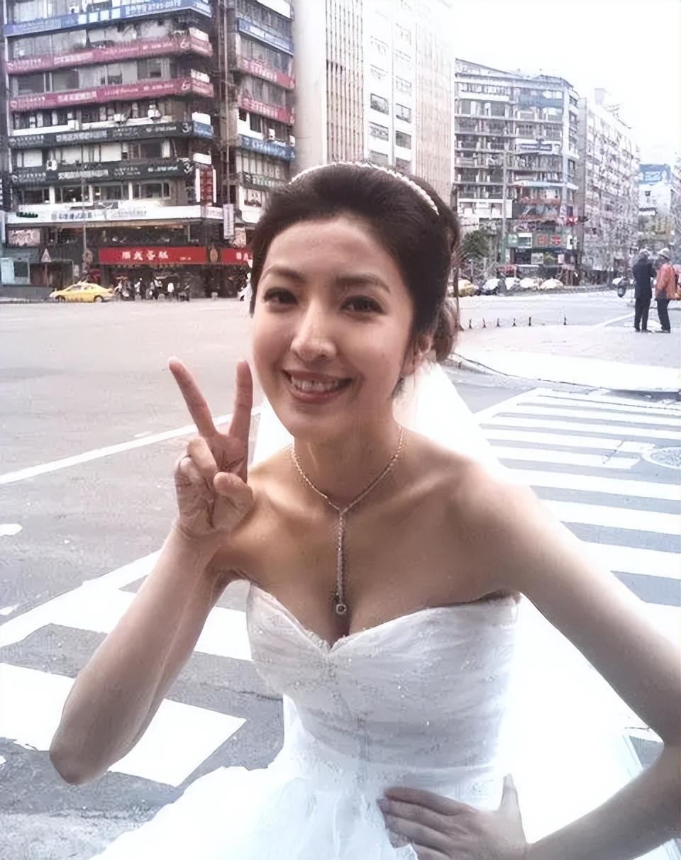 "Night fight" Li Bingbing, played with Sato Mai, slept with Lin Xilei, how romantic is Zhu ...