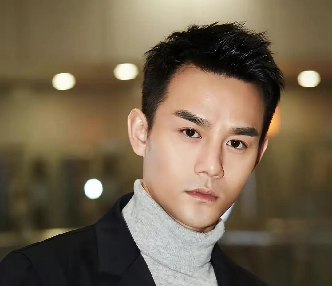 Wang Kai: From actor to photographer, at the age of 41, he leads the new trend! - iMedia