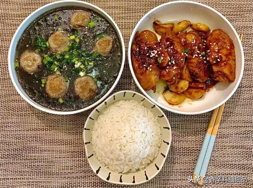 A 37-year-old unmarried woman from Dalian became famous on the Internet ...