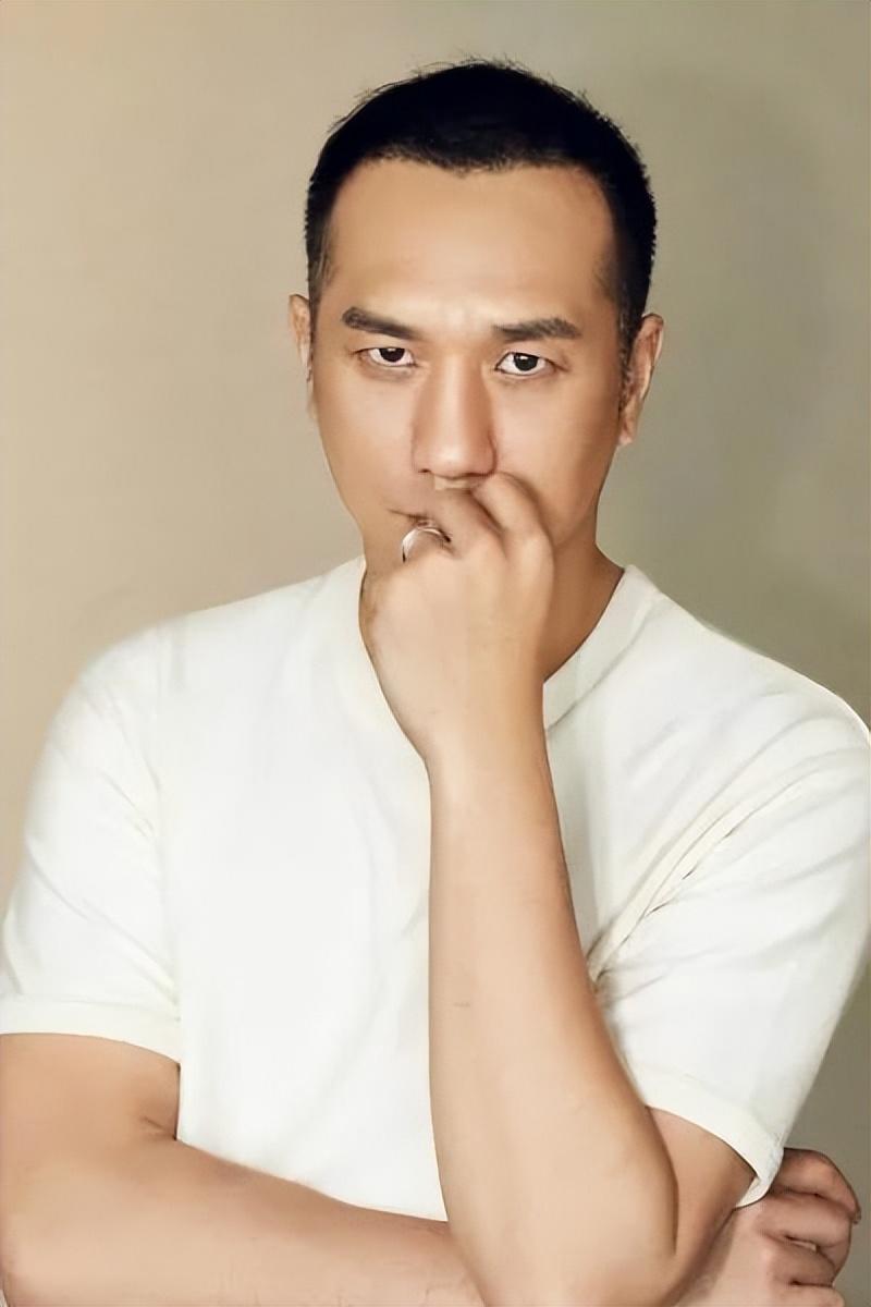 Actor Huang Jue: Lived with Xu Jinglei for 5 years, turned around and ...