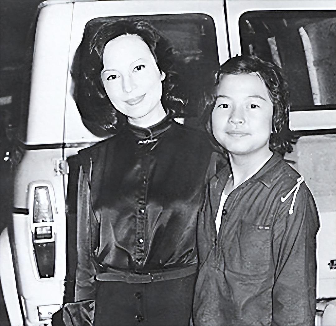 She is Asia's number one porn star. She appeared naked and worked as a spy. In the end, she ...