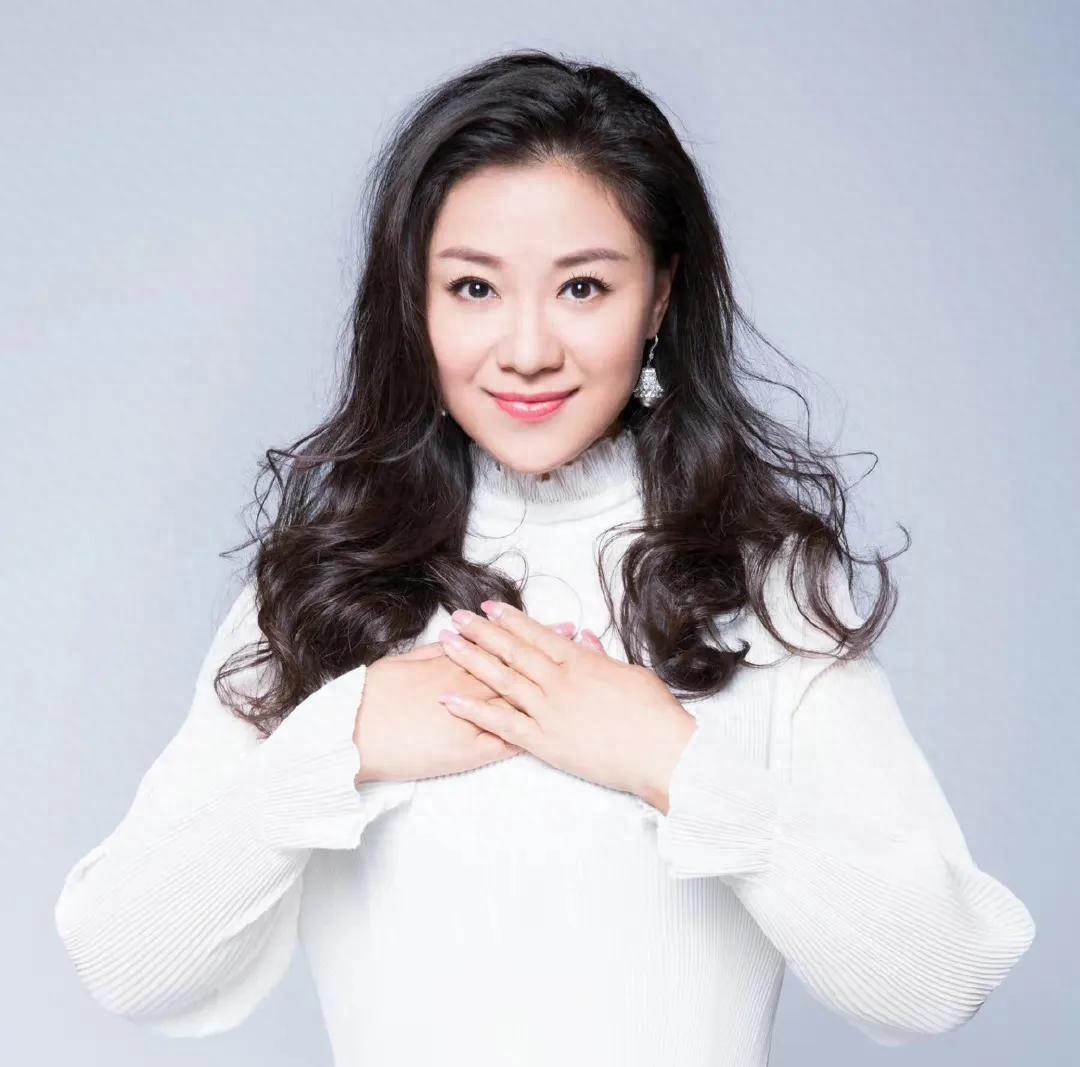 Singer Wang Lida: She married the son-in-law her mother liked and gave ...