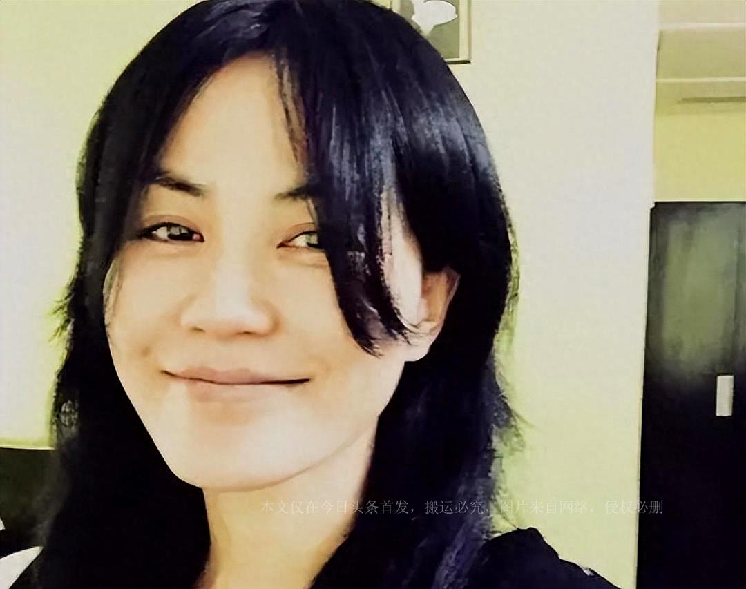 26 years have passed, Faye Wong, who resolutely married Dou Wei, how is ...