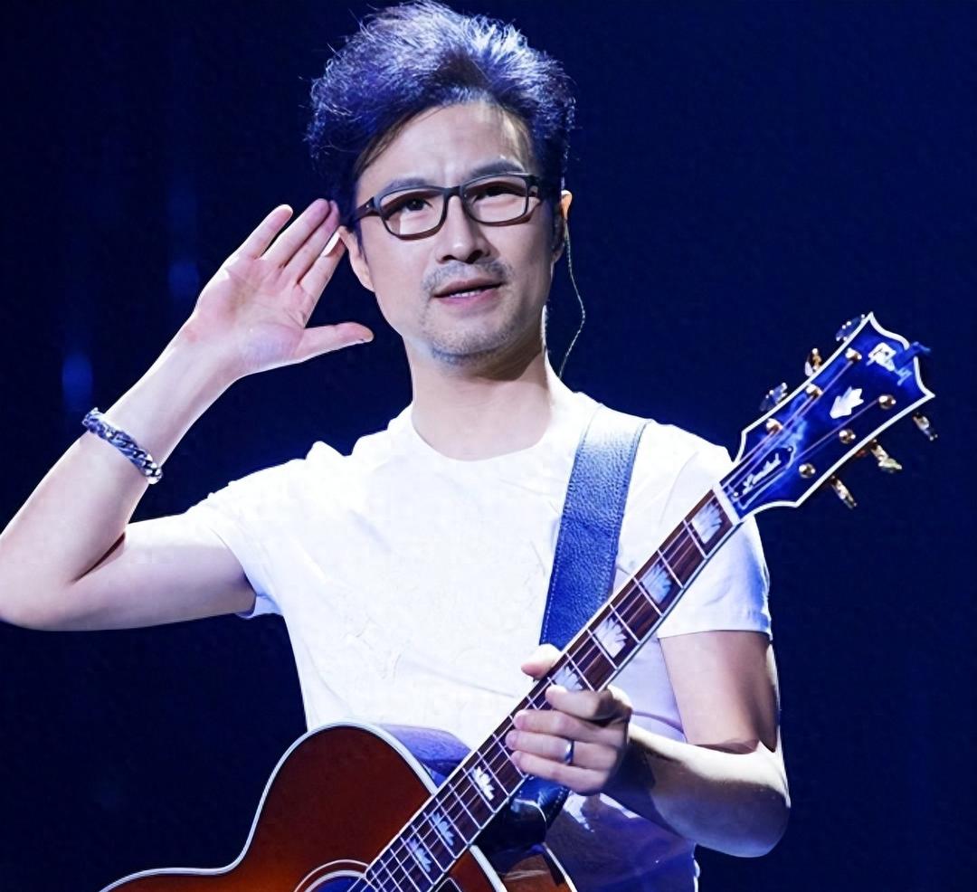 How did Wang Feng, a rock singer who is one of the most famous singers ...