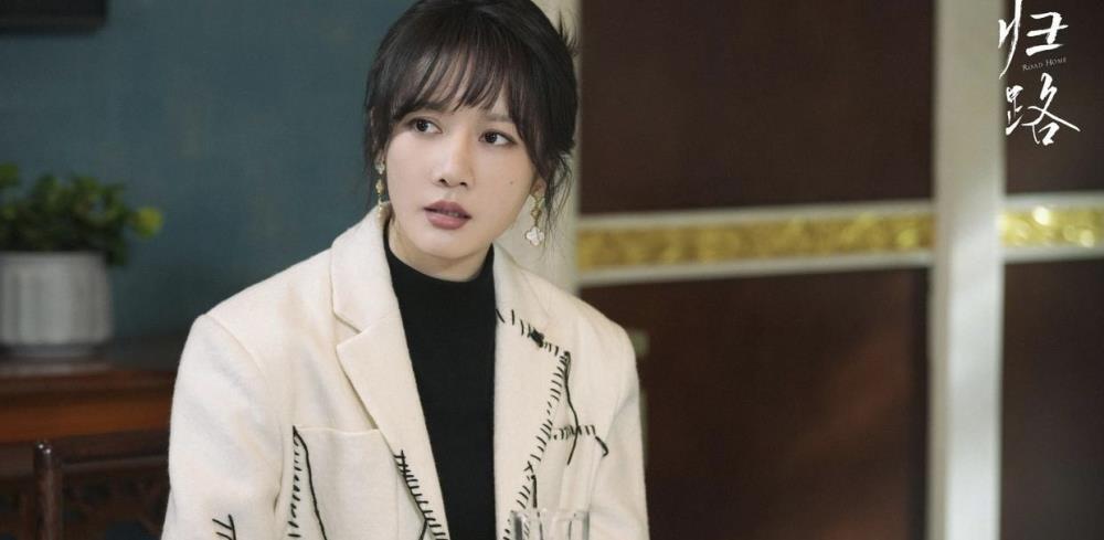 She doesn't carry the drama when she plays the heroine, but she excels ...