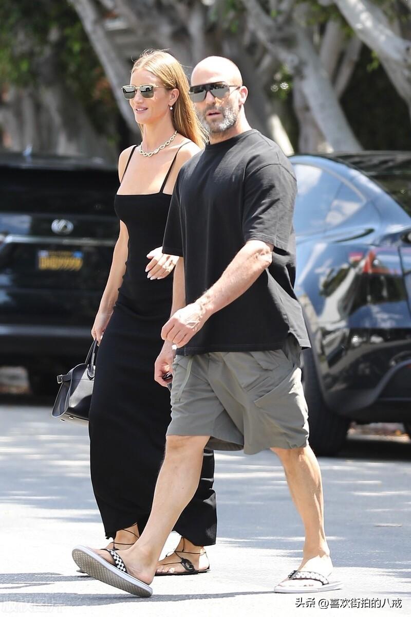 Street Photo: Jason Statham and wife Rosie Huntington-Whiteley went ...
